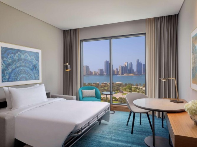 DoubleTree by Hilton Sharjah Waterfront – Hotel e residence di lusso ...