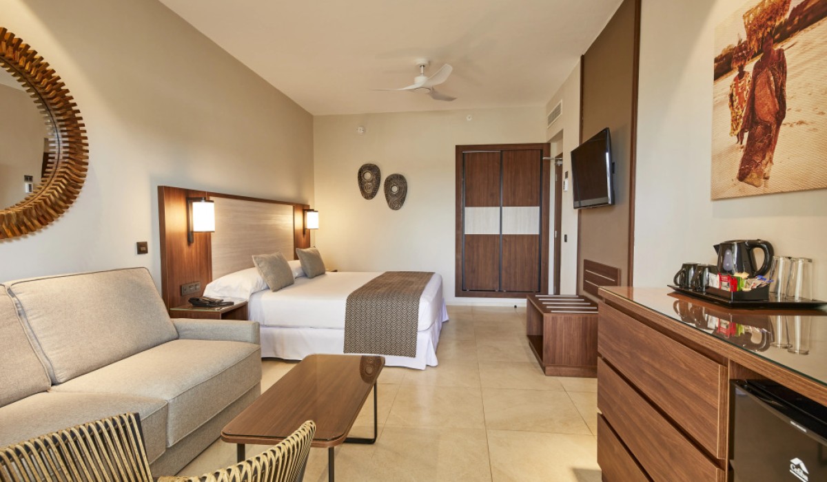 Hotel Riu Jambo a Nungwi, Zanzibar — Hotel all-inclusive fronte spiaggia