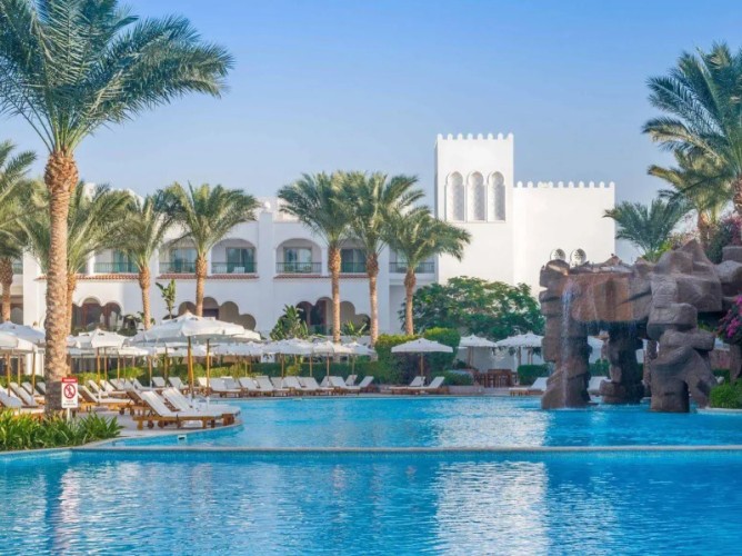 Baron Palms Adults Friendly Only 16 Years Plus Boutique Hotel Style ...
